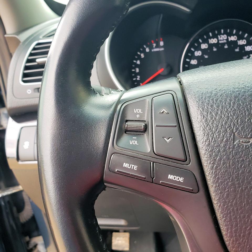 Used 2014 Kia Sorento AWD | V-6 | Accident-Free| Low Km for Used 2014 Kia Sorento AWD | V-6 | Accident-Free| Low Km for