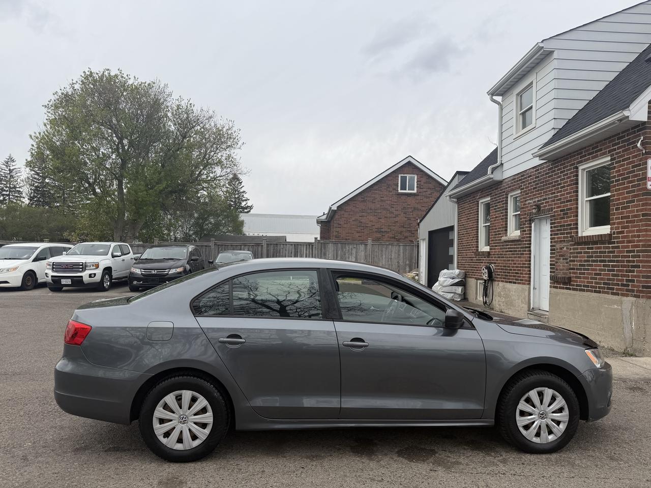 Used 2013 Volkswagen Jetta in London, Ontario. Selling for $8,495 with ...